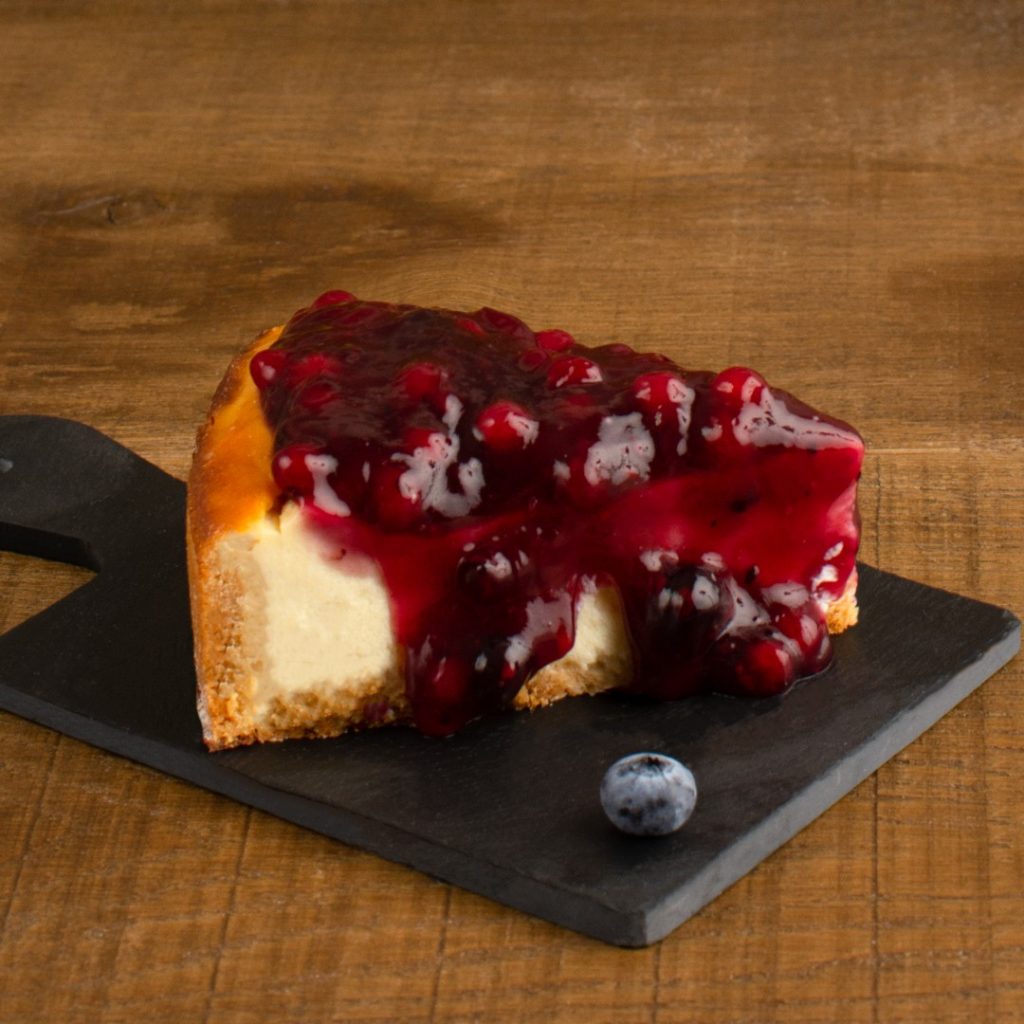 Cheesecake cu Fructe de Padure | Tip Top